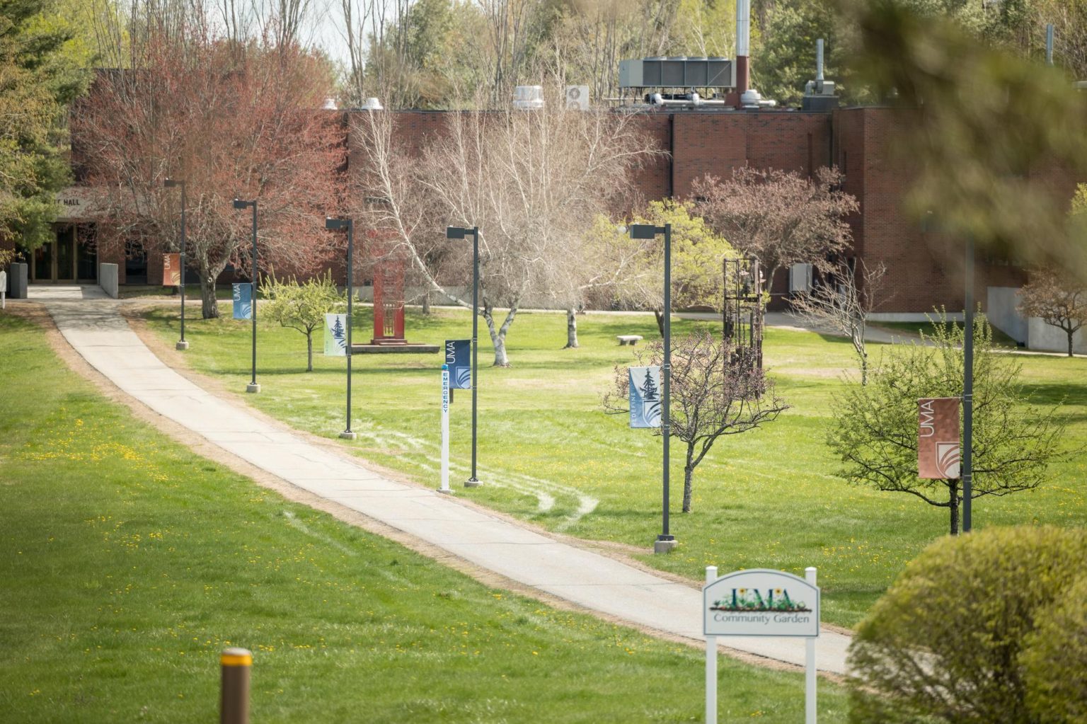 Meet the Advising Team - University of Maine at Augusta